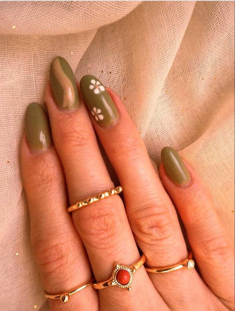 Ideias de Unhas Decoradas Verdes para uma Manicure Natural & Chique ...