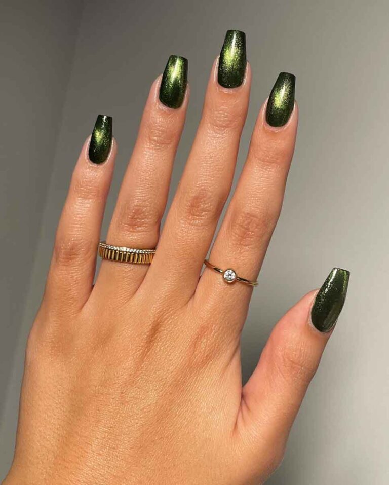 Ideias de Unhas Decoradas Verdes para uma Manicure Natural & Chique ...